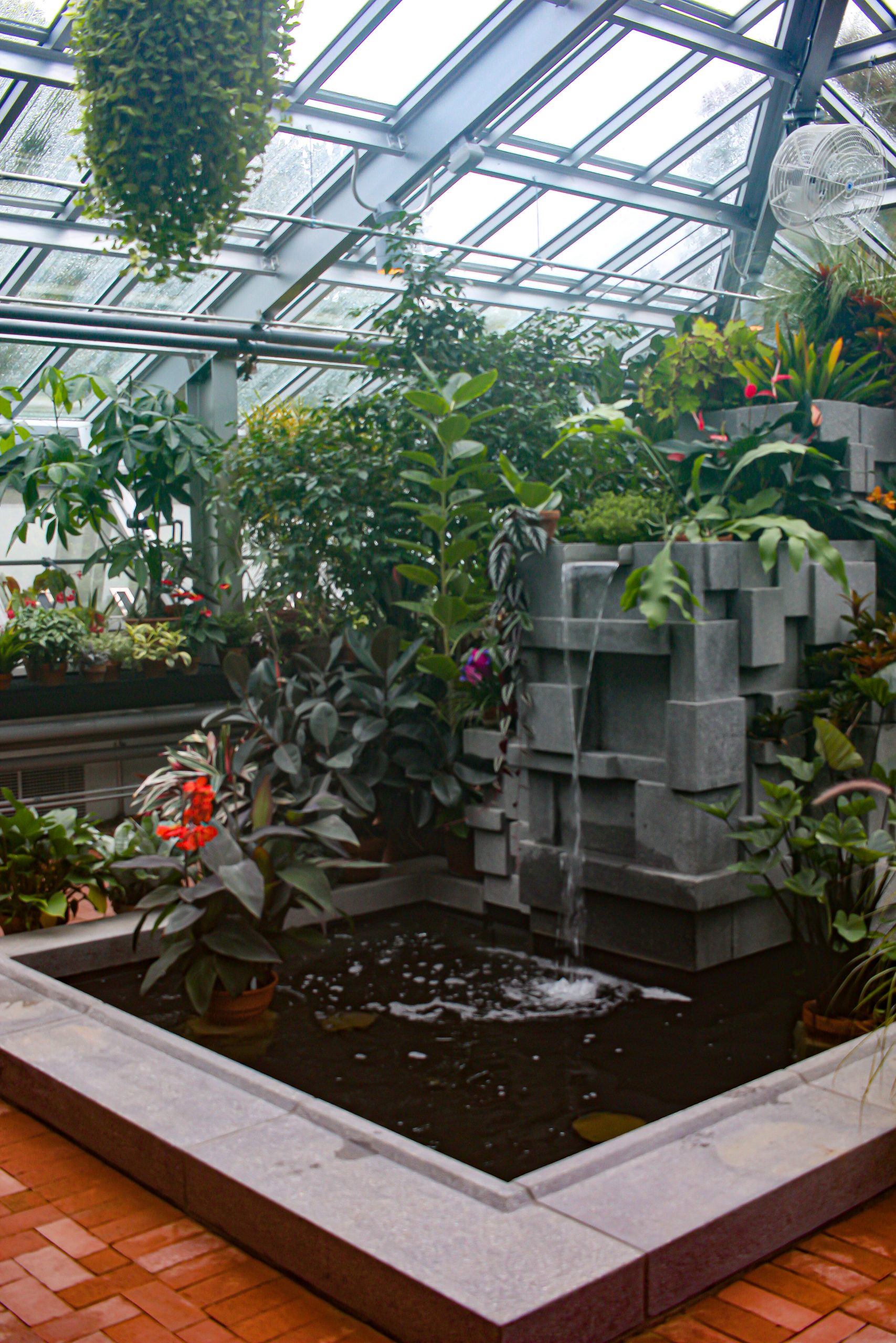 Dow Gardens Conservatory - Serenus Johnson Construction